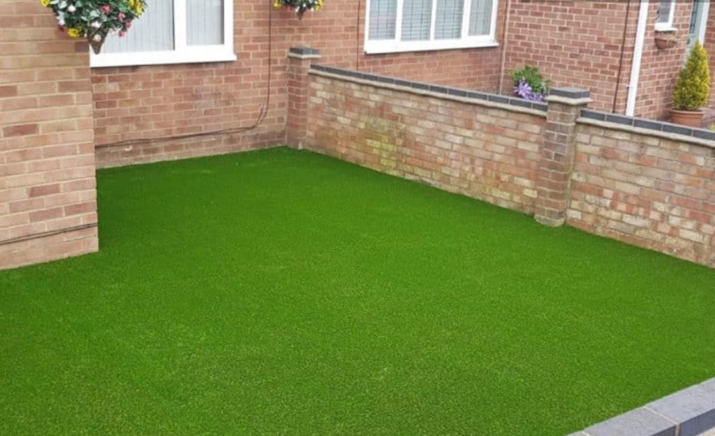 Farnborough - New Lawn